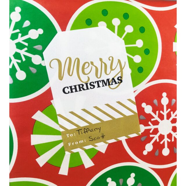 Classy Gold/White Holiday Gift Tags | 100 Qty | InStockLabels.com